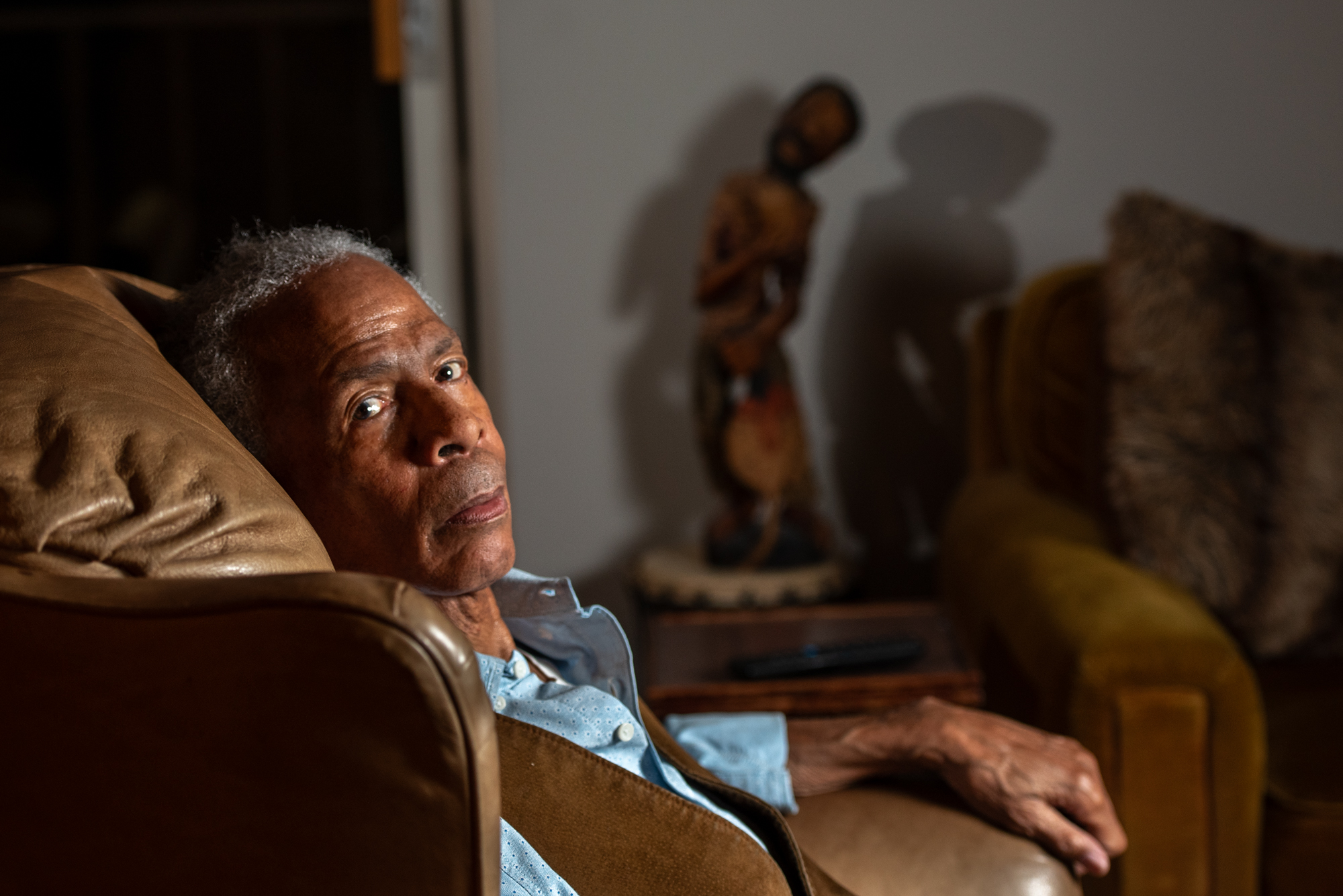 'From Snob Hill to Slob Hill': Tenants say conditions at once luxurious ...